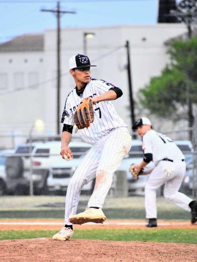 Former Panther Marco Raya earns All-American award from NBCA