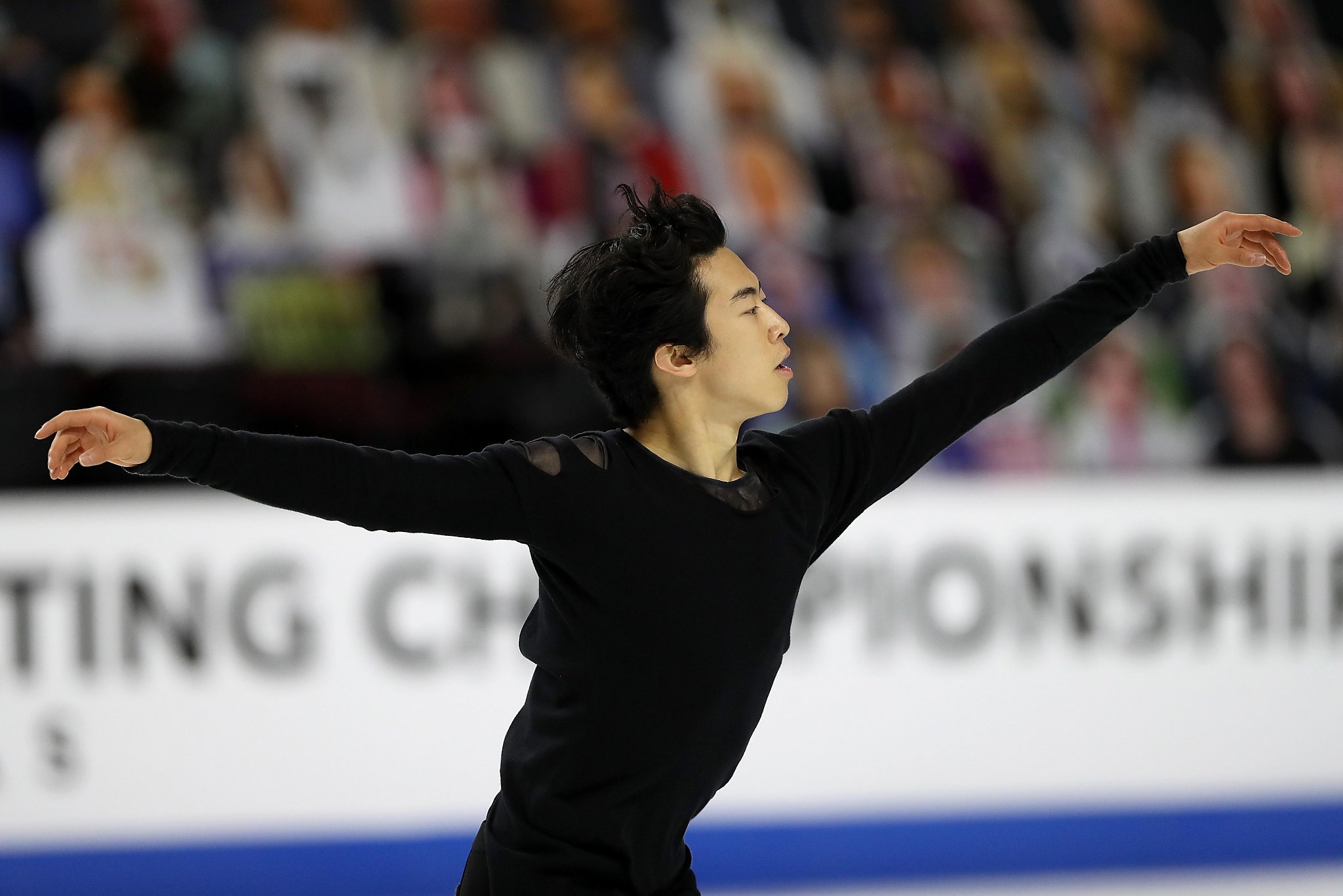 At 21, Chen shakes off error, captures 5th U.S. title in a row