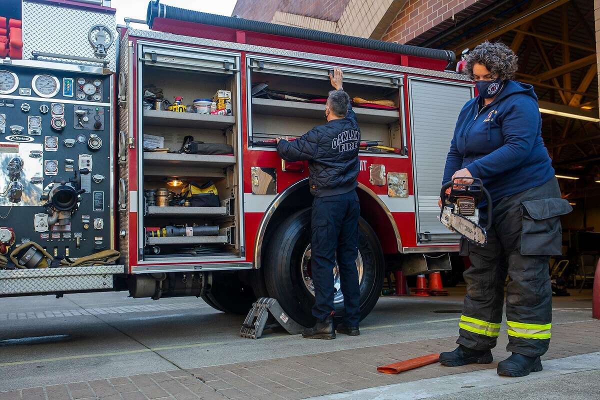 Oakland’s neighbors, firefighters see red over plan to deactivate ...
