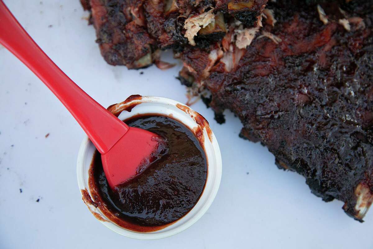 How to cook with Big Red soda: Smoked pork ribs, pulled pork sandwiches ...