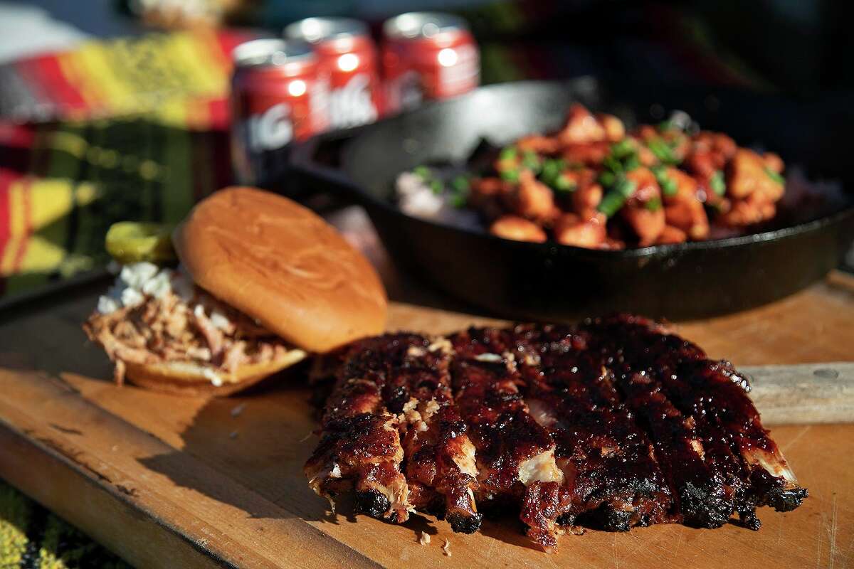 How to cook with Big Red soda: Smoked pork ribs, pulled pork sandwiches ...