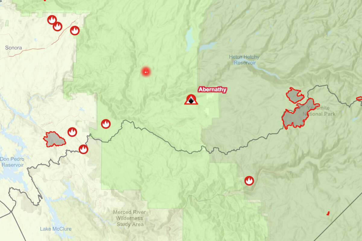 Wildfire west of Yosemite, near Camp Mather, grows to 70 acres