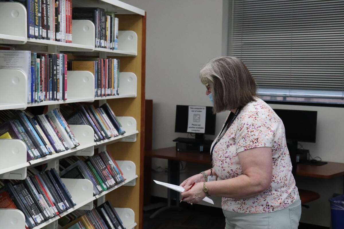 LSC-Tomball Community Library continues serving through pandemic as ...