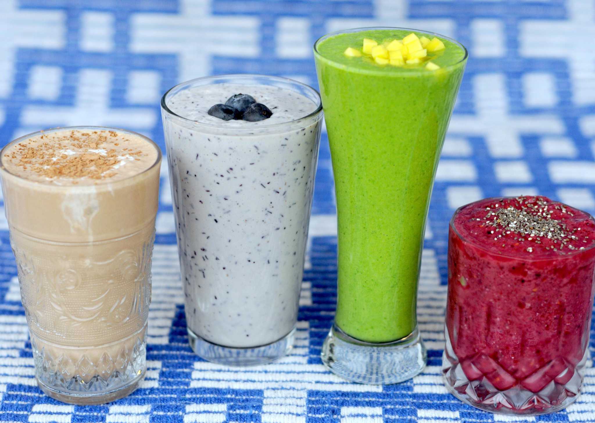 4 smoothies that stick with your vegan, Keto, paleo and dairy-free diet ...