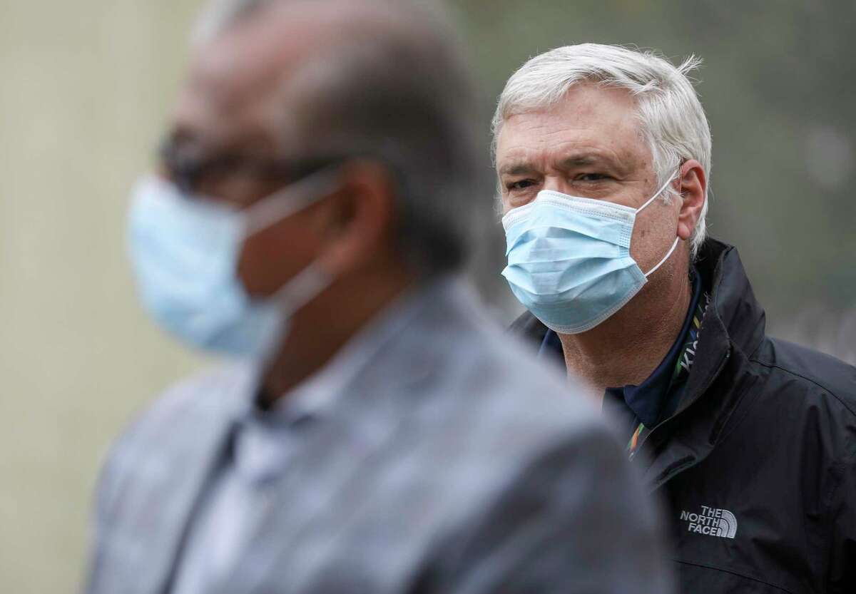 Galveston County, UTMB to open mass COVID-19 vaccination hub