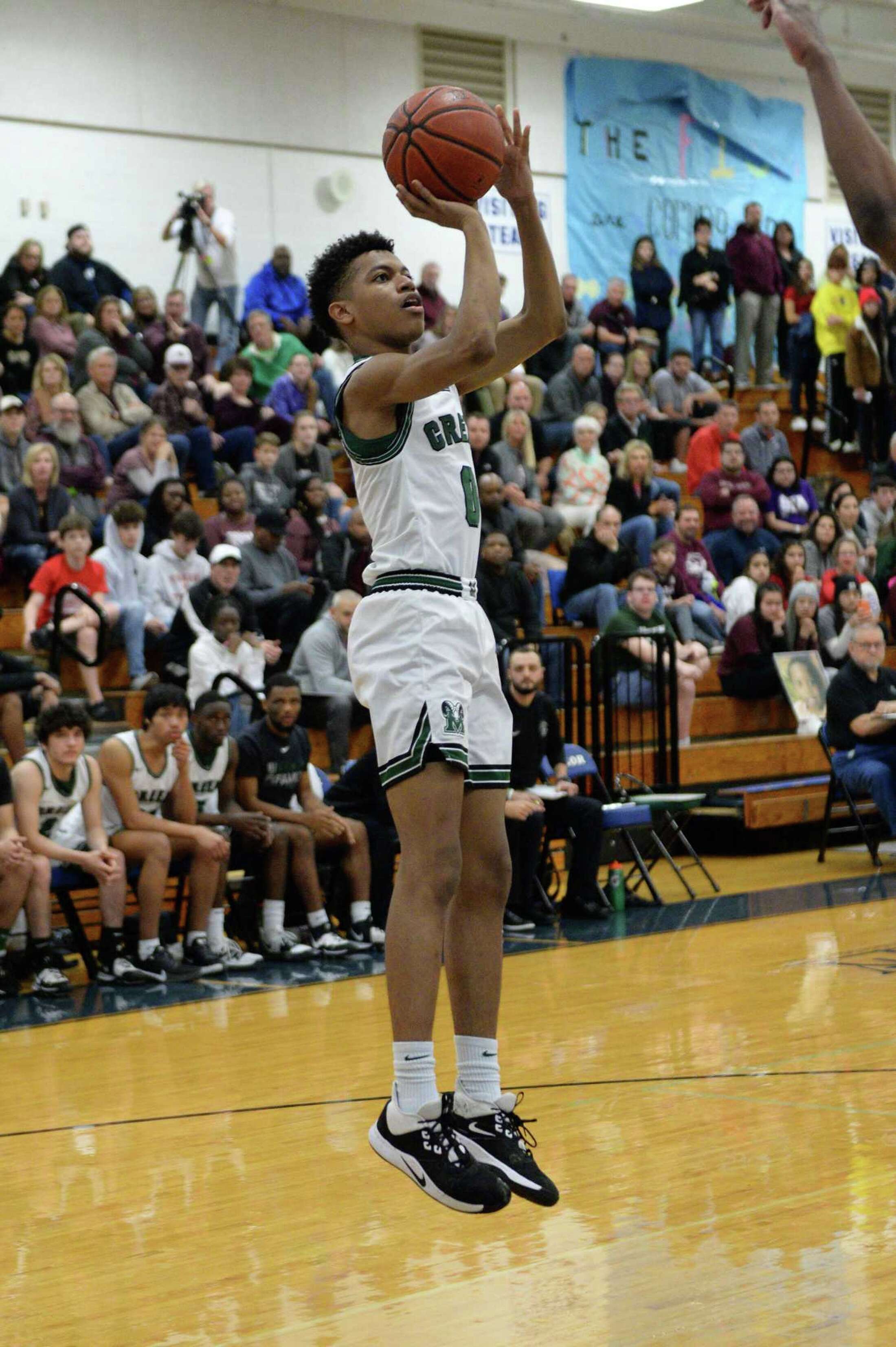 Mayde Creek continues climb in 19-6A boys basketball standings
