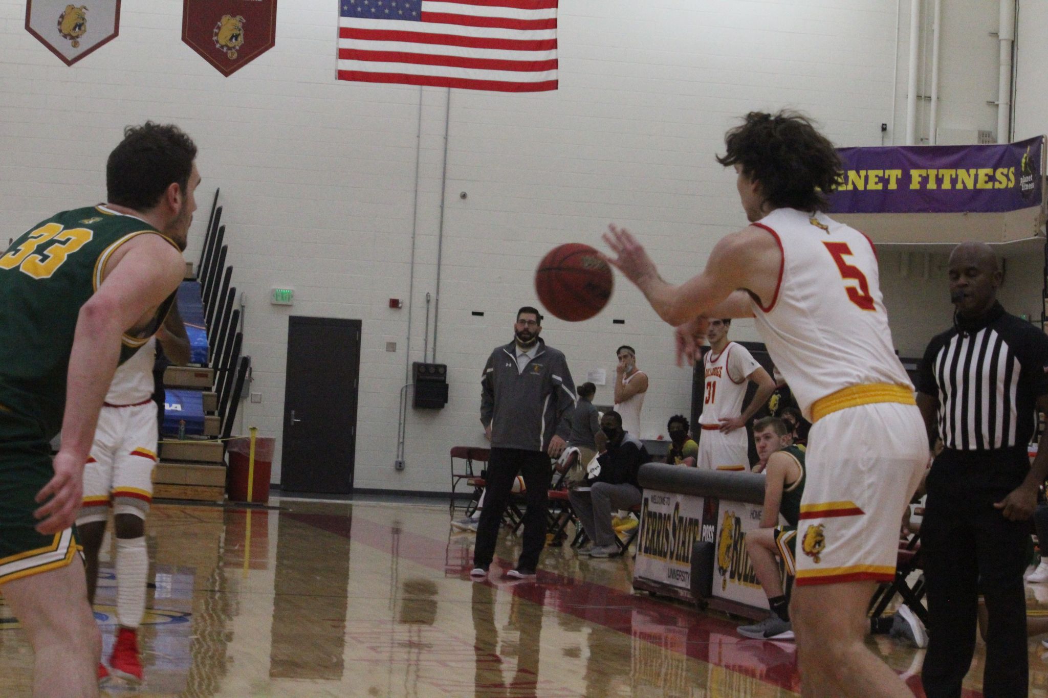 Ferris men prevail over Northern Michigan