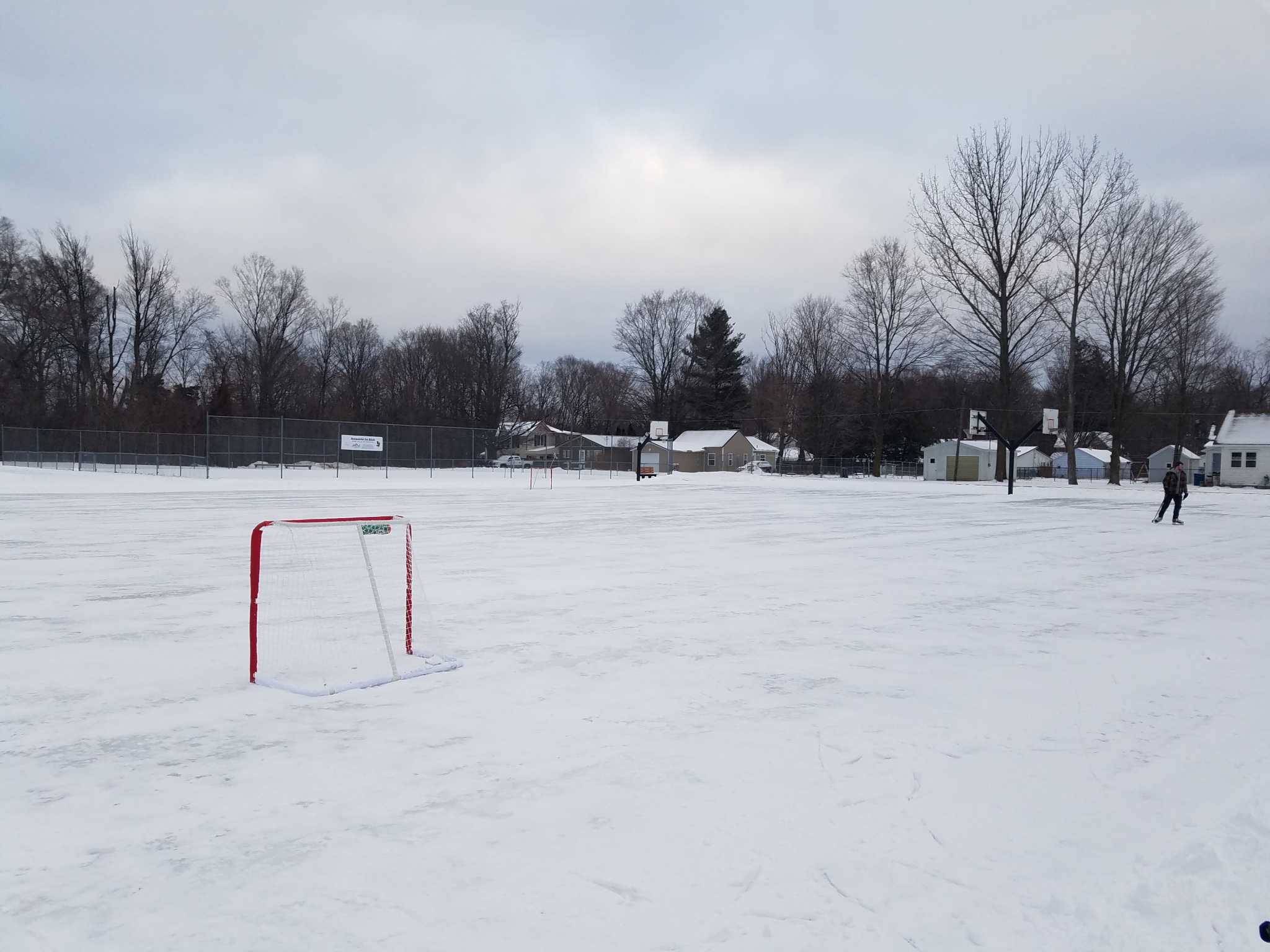 Benzonia ice rink back in action