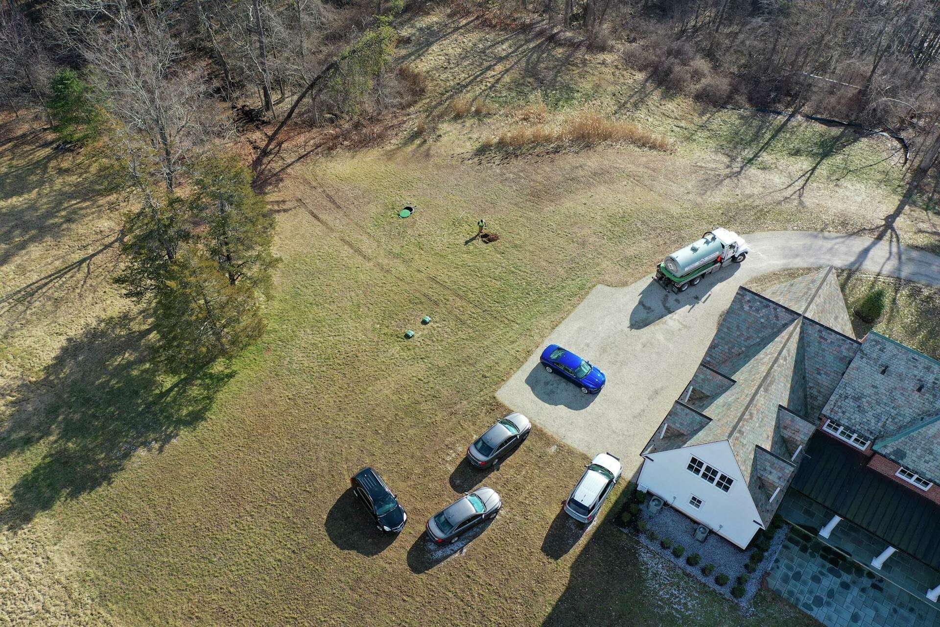 ‘Bone Finder’: Questions about pool raised suspicion about Dulos property
