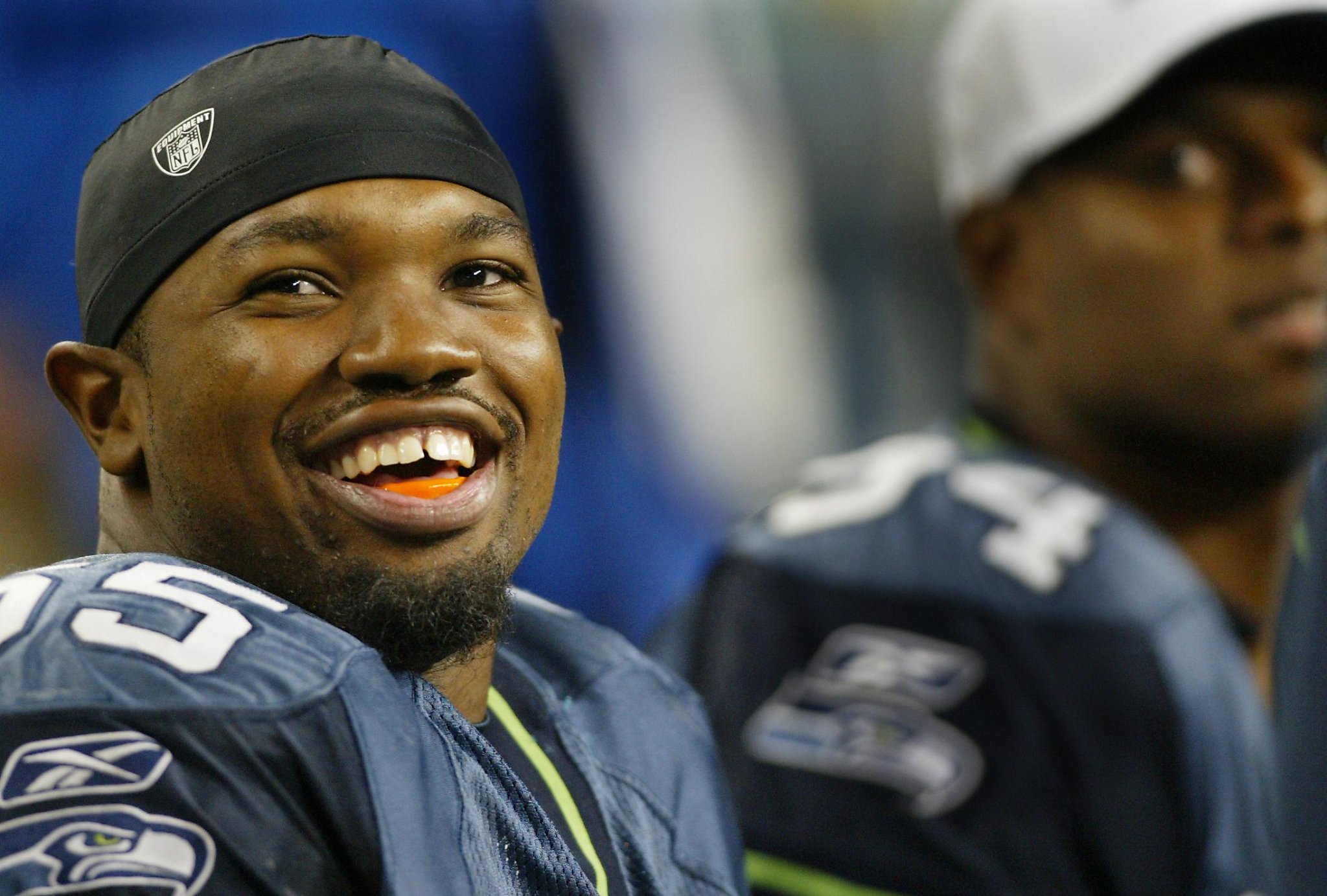 Report: 49ers hire well-connected Darryl Tapp to assist defensive line