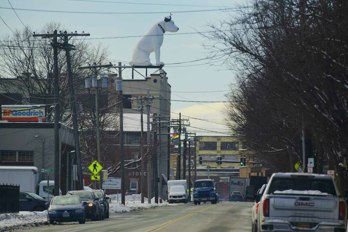 What will become of the house Nipper built in Albany?