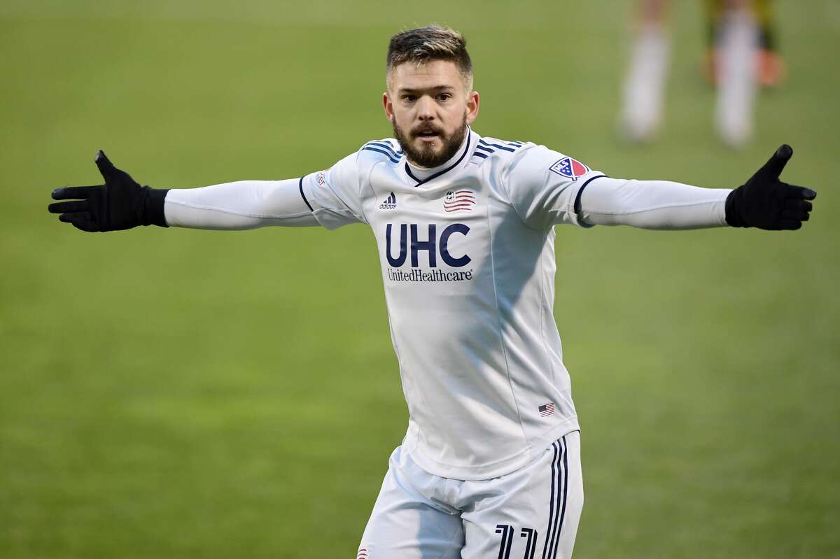 Seattle Sounders sign MLS veteran, Federal Way native Kelyn Rowe