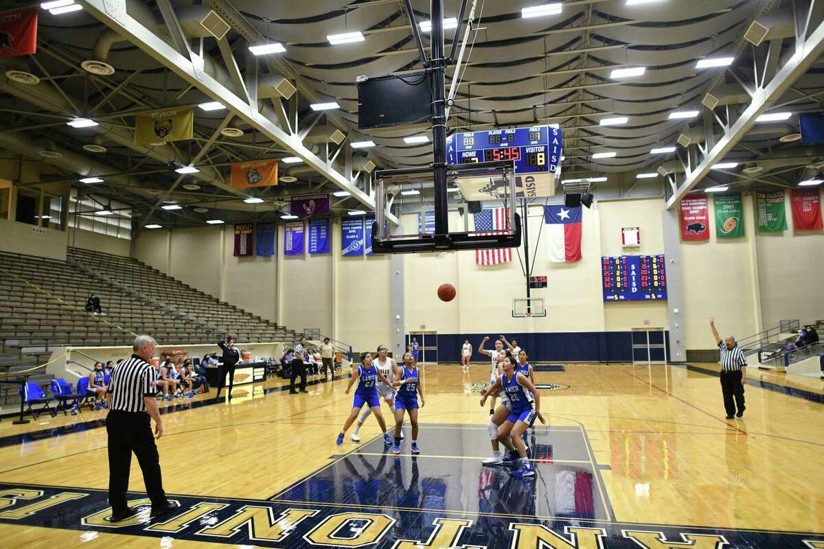 Lanier girls basketball team completes season sweep of Brackenridge