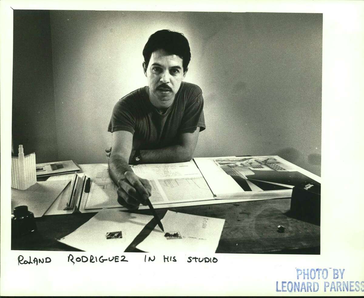 No one knows where it is: Giant mural depicting city history along the ...