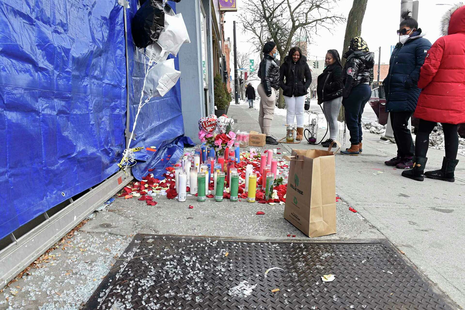 Attorney scrutinized after murder witness receives death threat