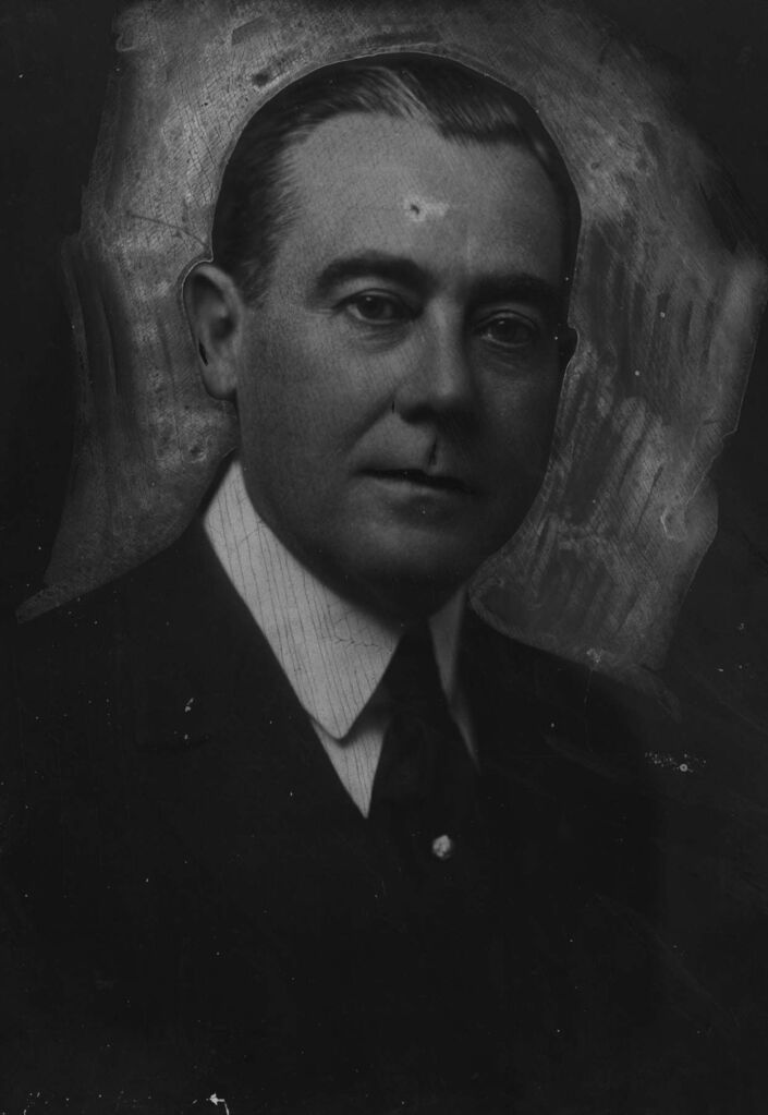 PAXTON: Love 'em or leave 'em, autographs still a thrill to some