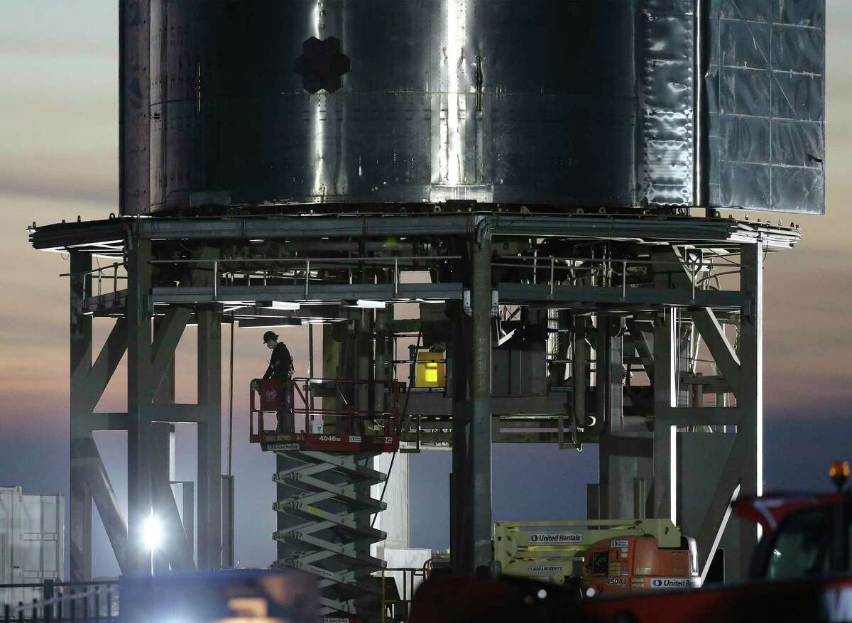 SpaceX SN9 launches from South Texas, lands in fireball