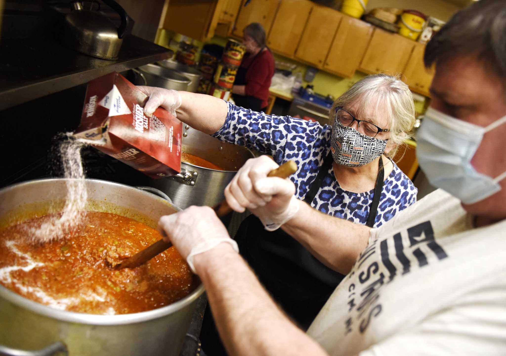‘Made it with love:’ Spaghetti Creole fundraiser evokes childhood ...