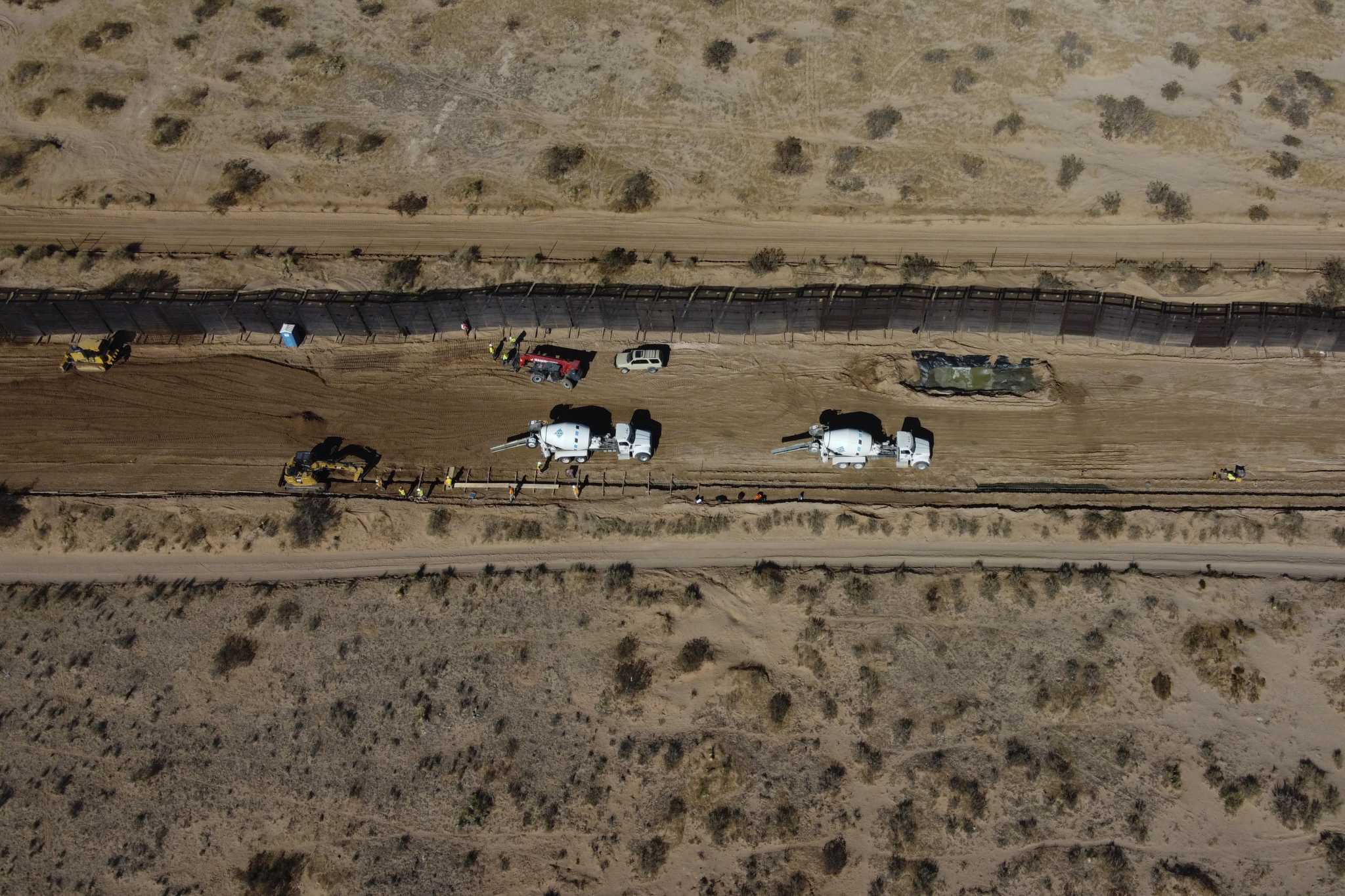 Feds make moves to drop some Laredo border wall lawsuits