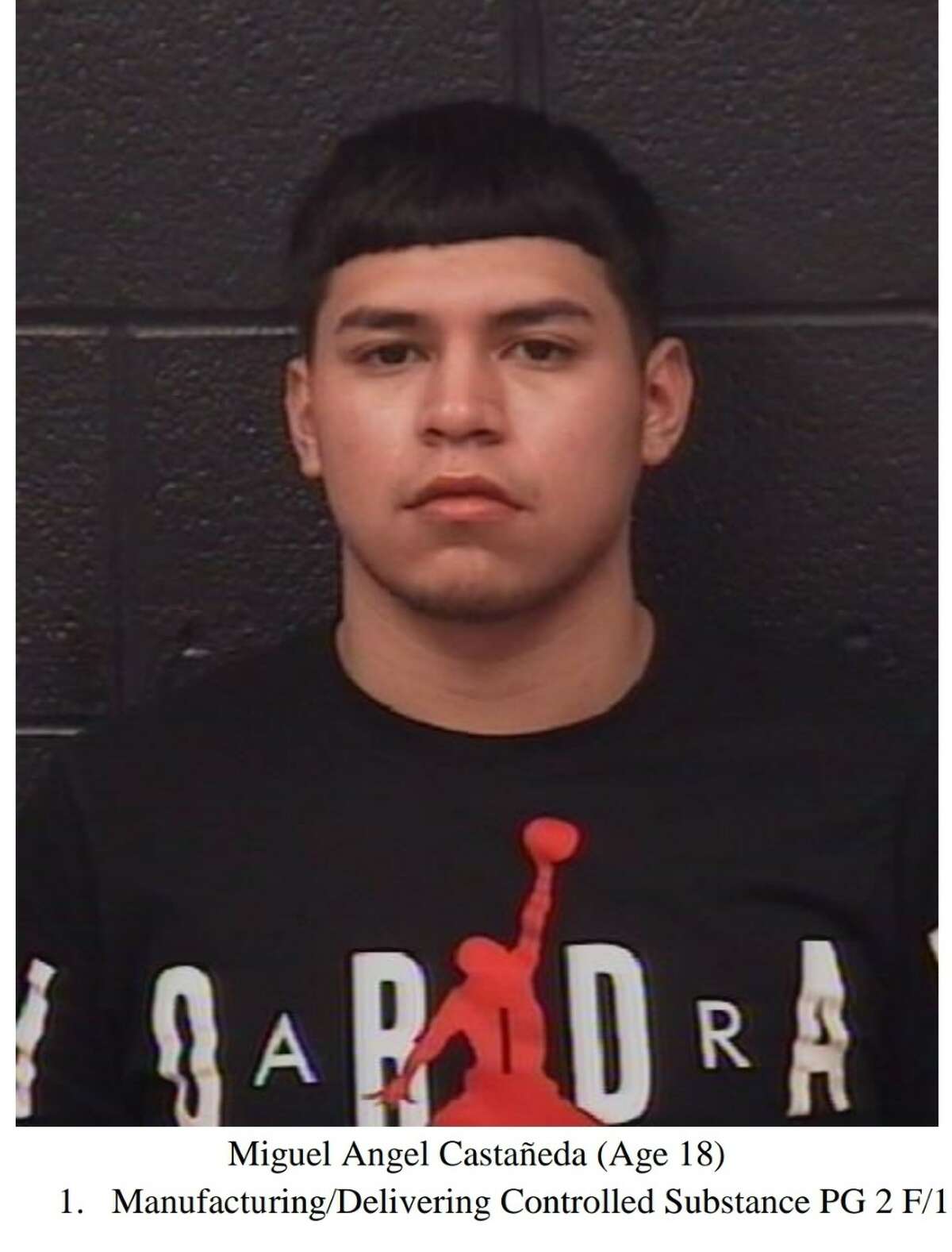 Two arrested after suspicious packages reported at Laredo post office