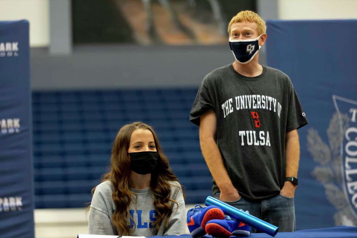 SIGNING DAY: College Park sends a dozen to college ranks