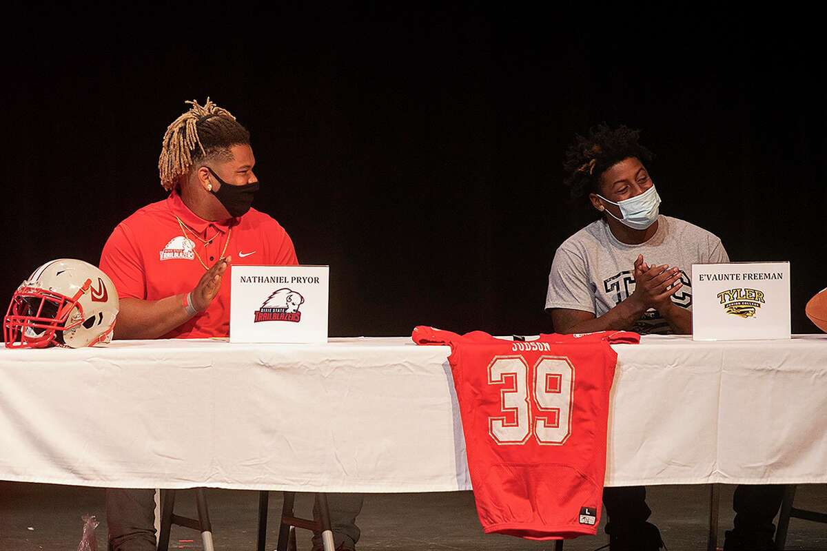 Judson signs big class, Southside makes more history