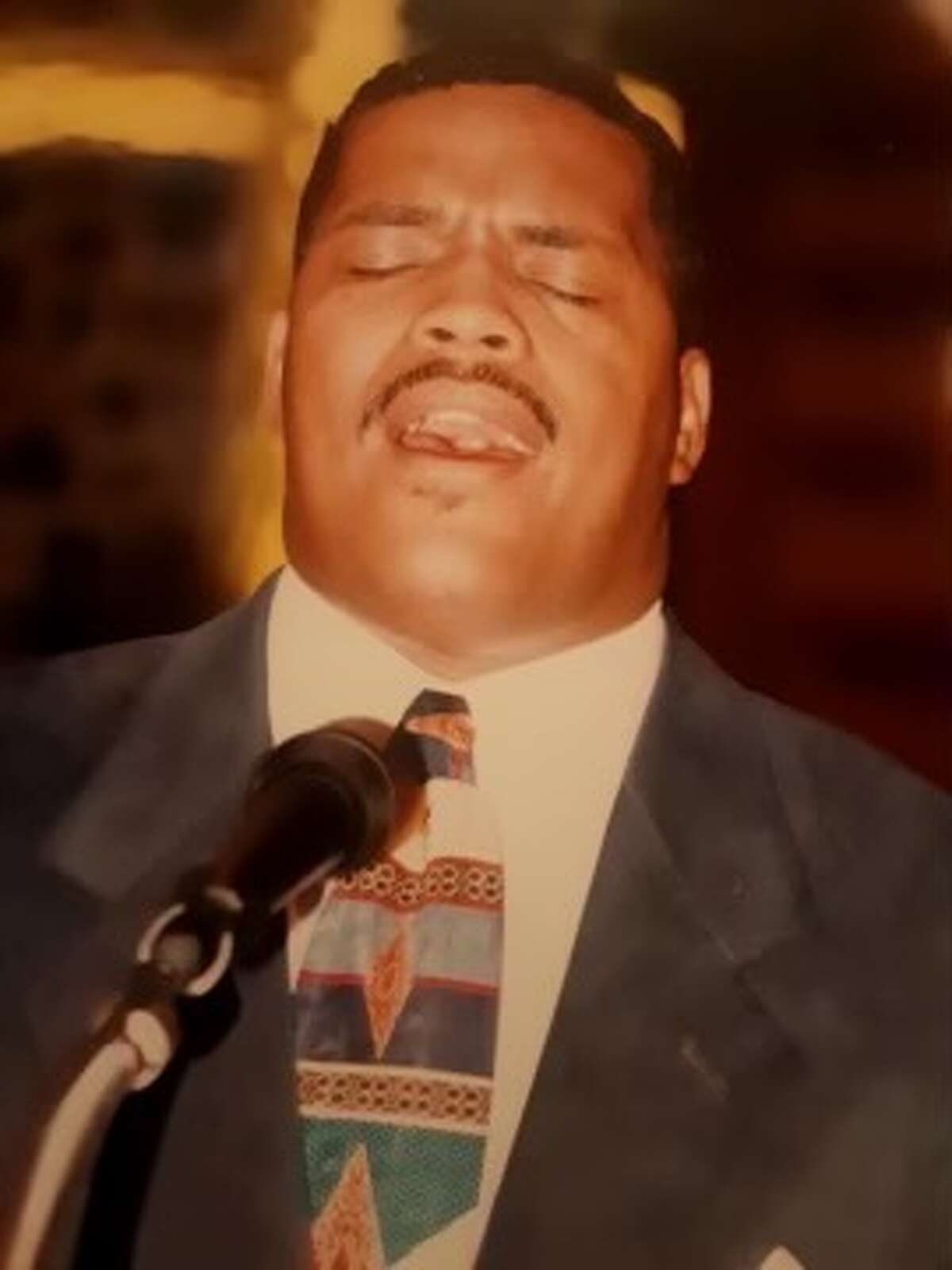 Warren Mackey, known to many as the unofficial mayor of Albany, dies at 54