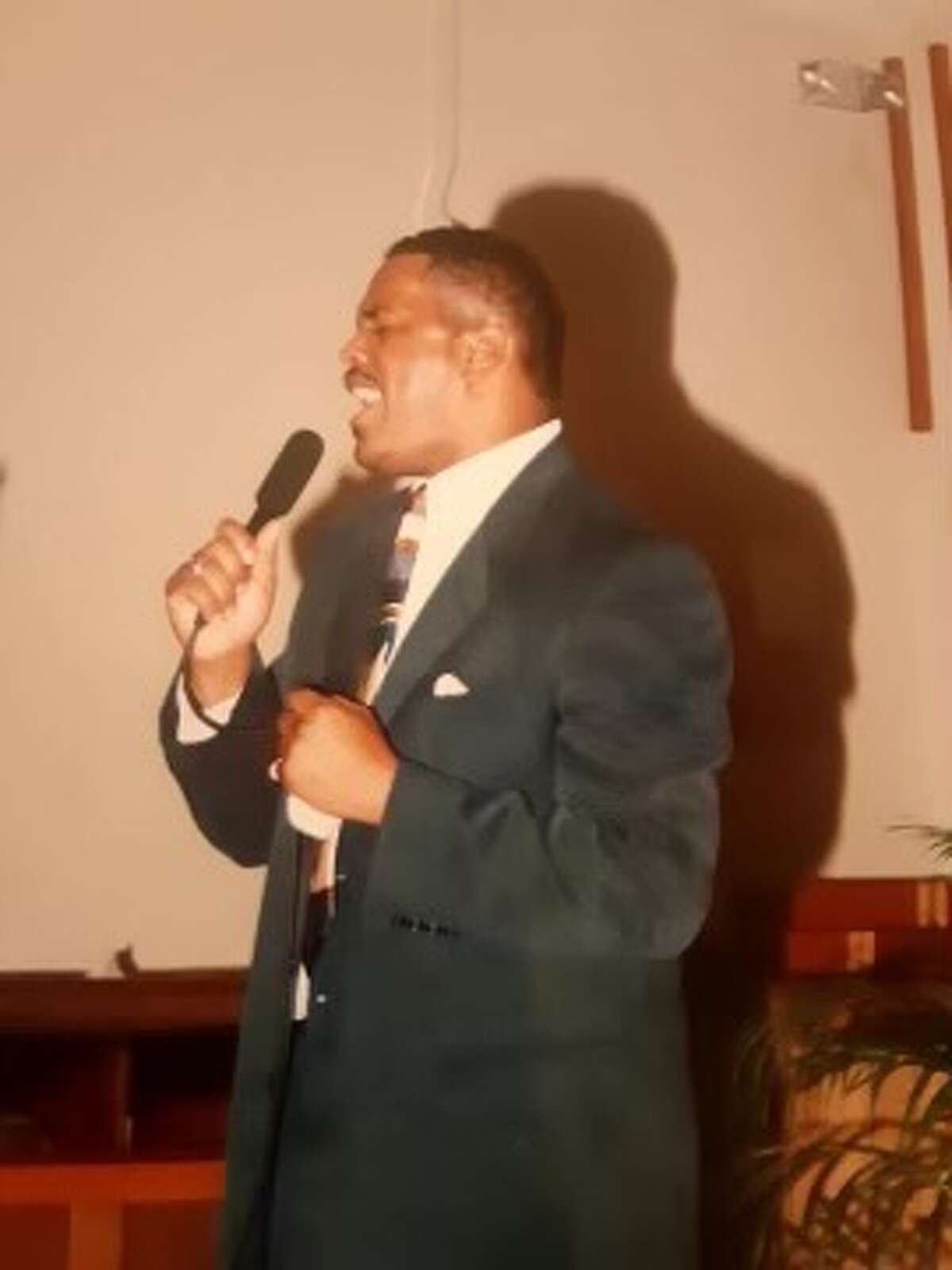 Warren Mackey, known to many as the unofficial mayor of Albany, dies at 54