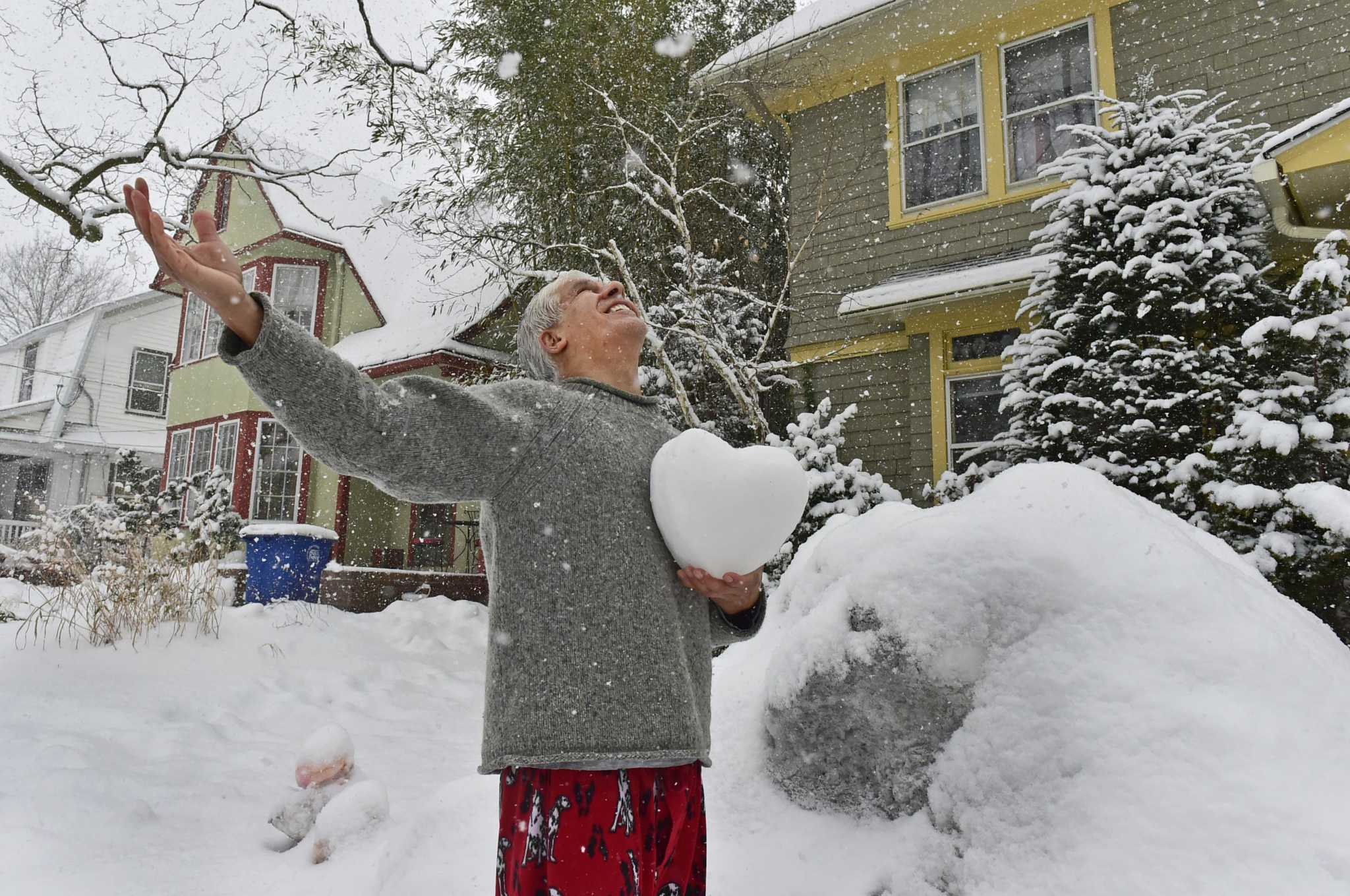 A New Haven man makes a Bernie meme snow sculpture — but it feels the Bern