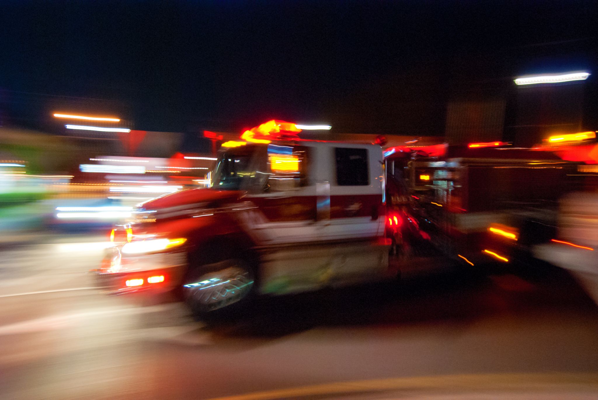 Woman in her 90s dies in Oakland house fire