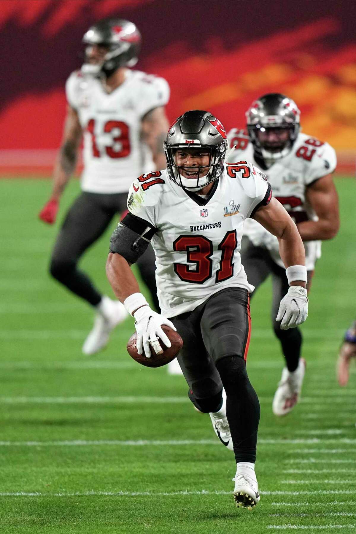 NFL: The Woodlands alum Winfield Jr. plays key role in Buccaneers’ victory
