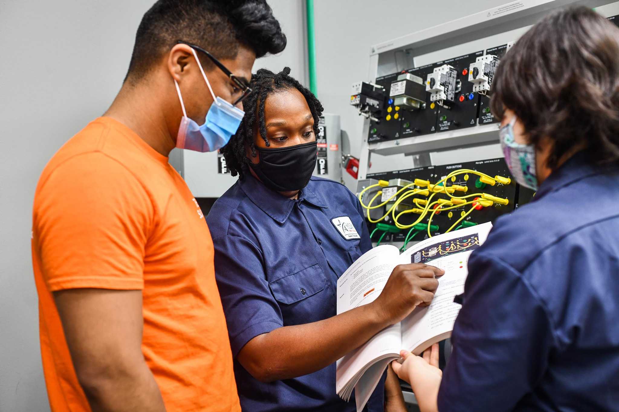 Funding to help Lone Star College students finish workforce programs
