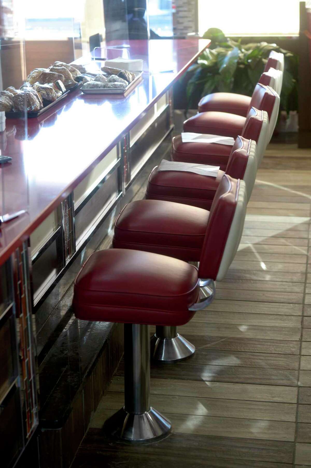 'It brings people together': Old diner gets new life in Brookfield