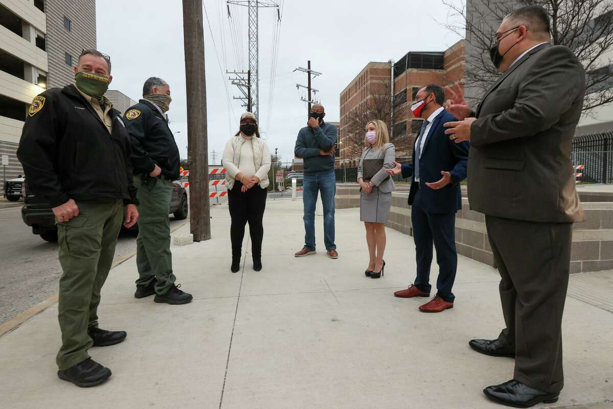 ‘Anything is better than sitting in there’: Bexar sentencing option ...