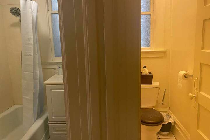The story behind why there are so many split bathrooms in SF