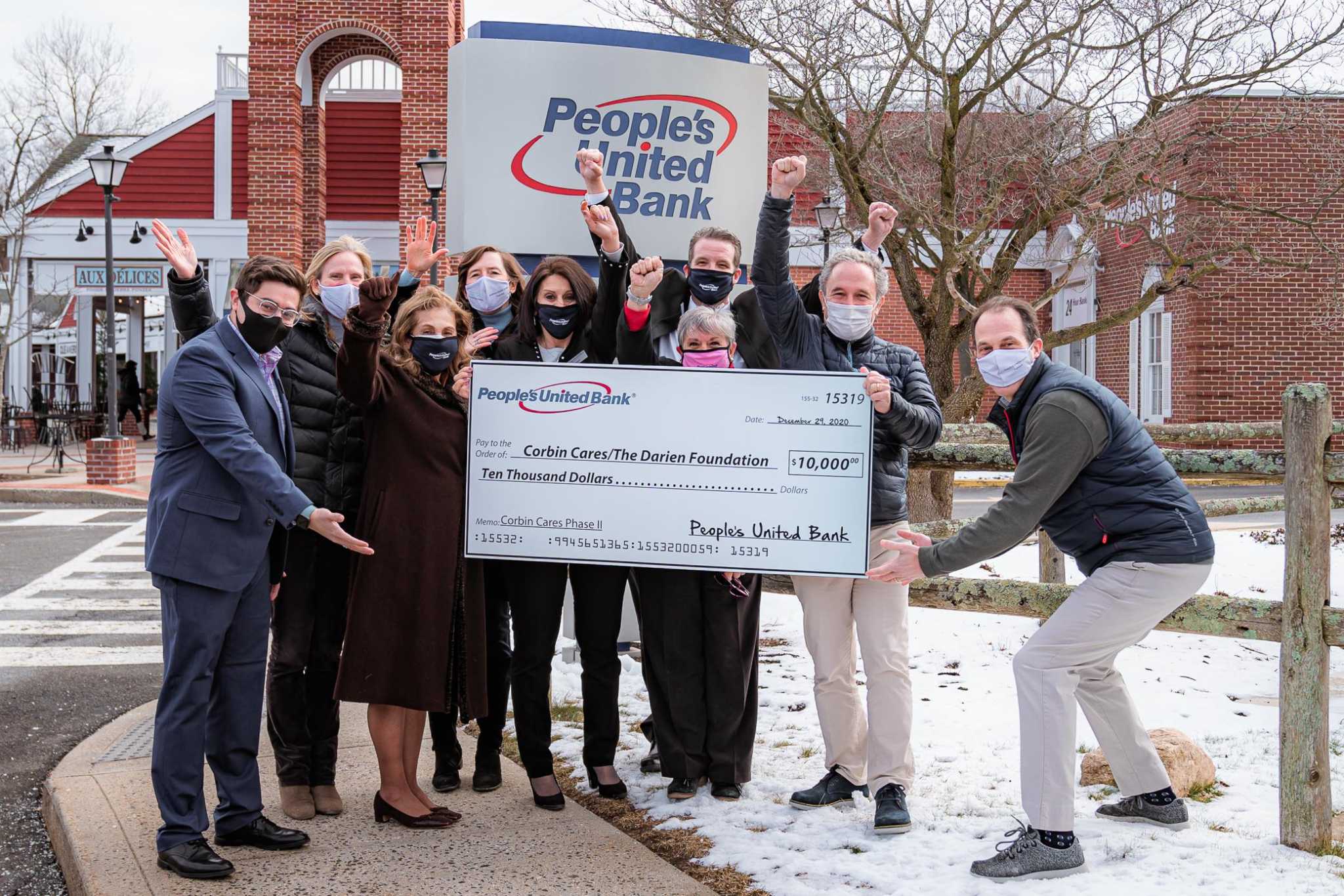 People’s Bank of Darien donates $10,000 to Corbin Cares