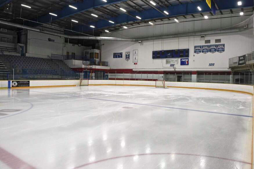 Sports - The Register Citizen