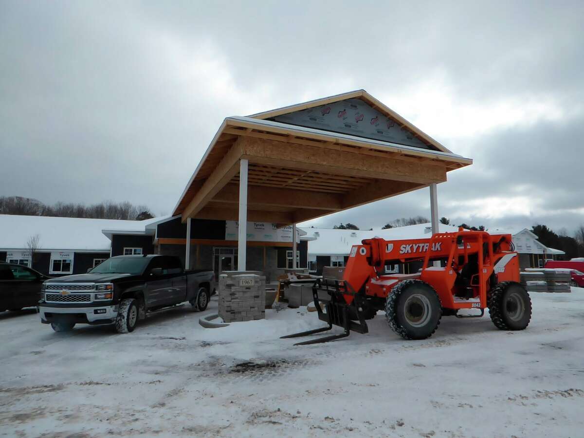 Maple Ridge Manor construction progressing