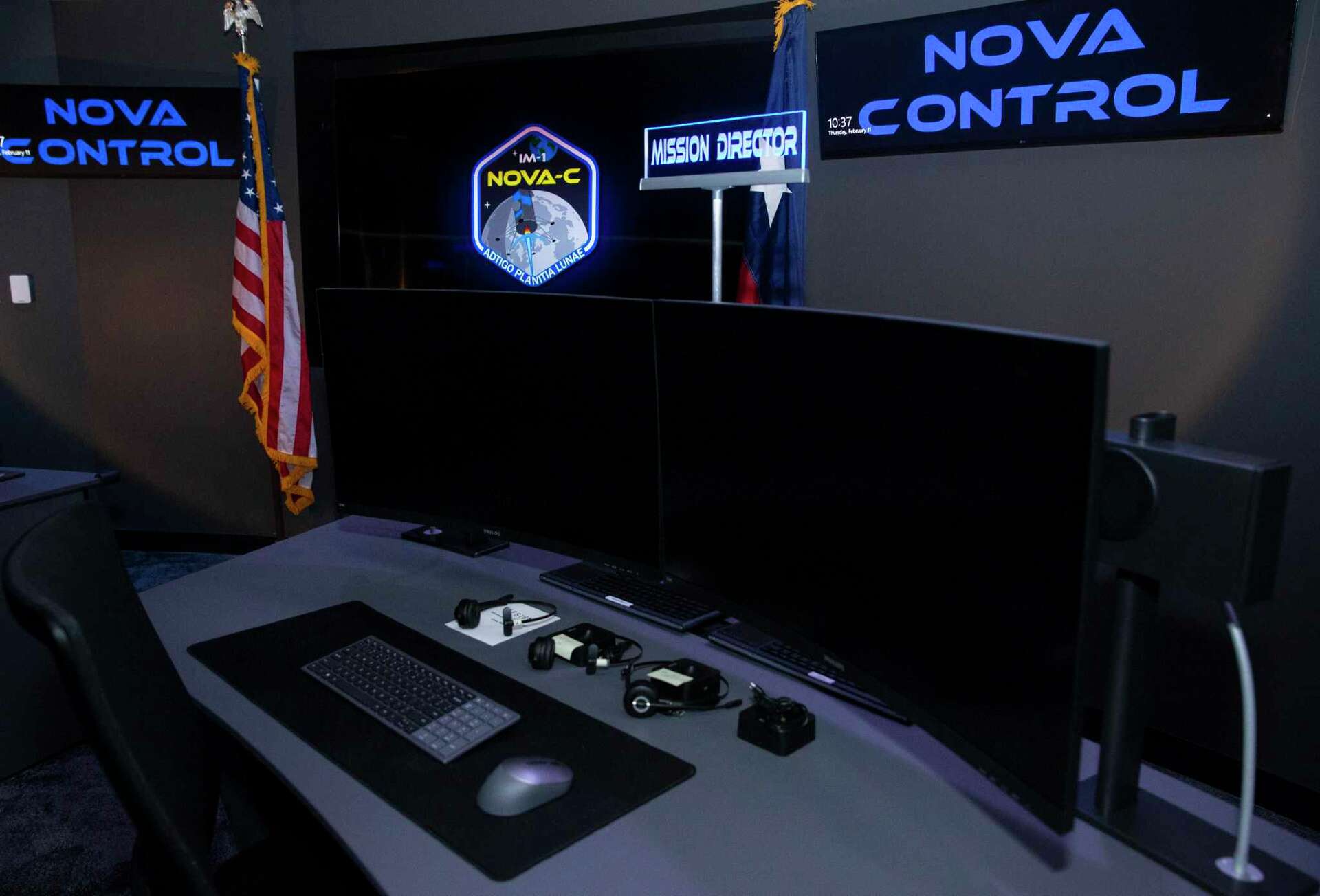 Houston-based Intuitive Machines unveils new mission control center