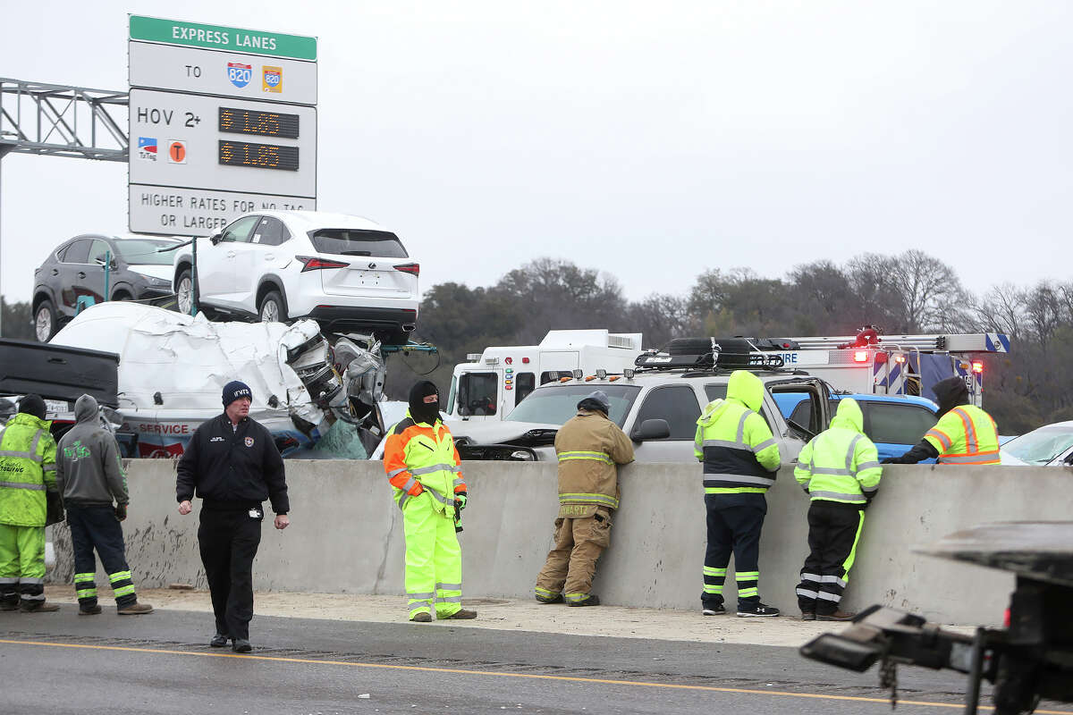 winter weather massive car pile-ups in austin dallas fort worth