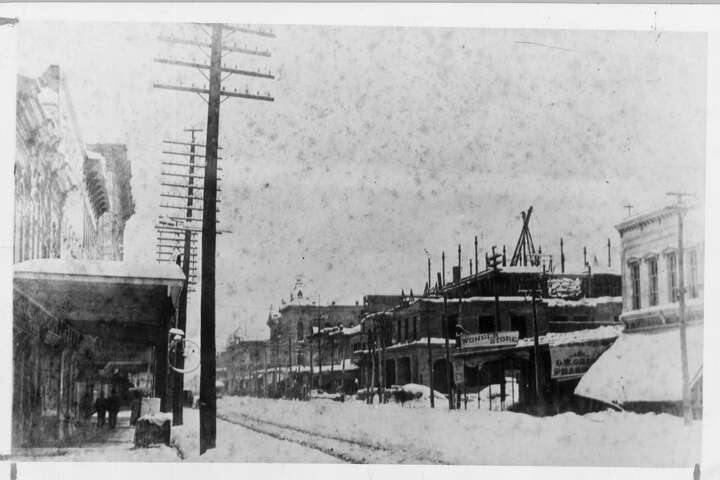 Could Tuesday snow be among the 5 heaviest snowfalls in Houston?