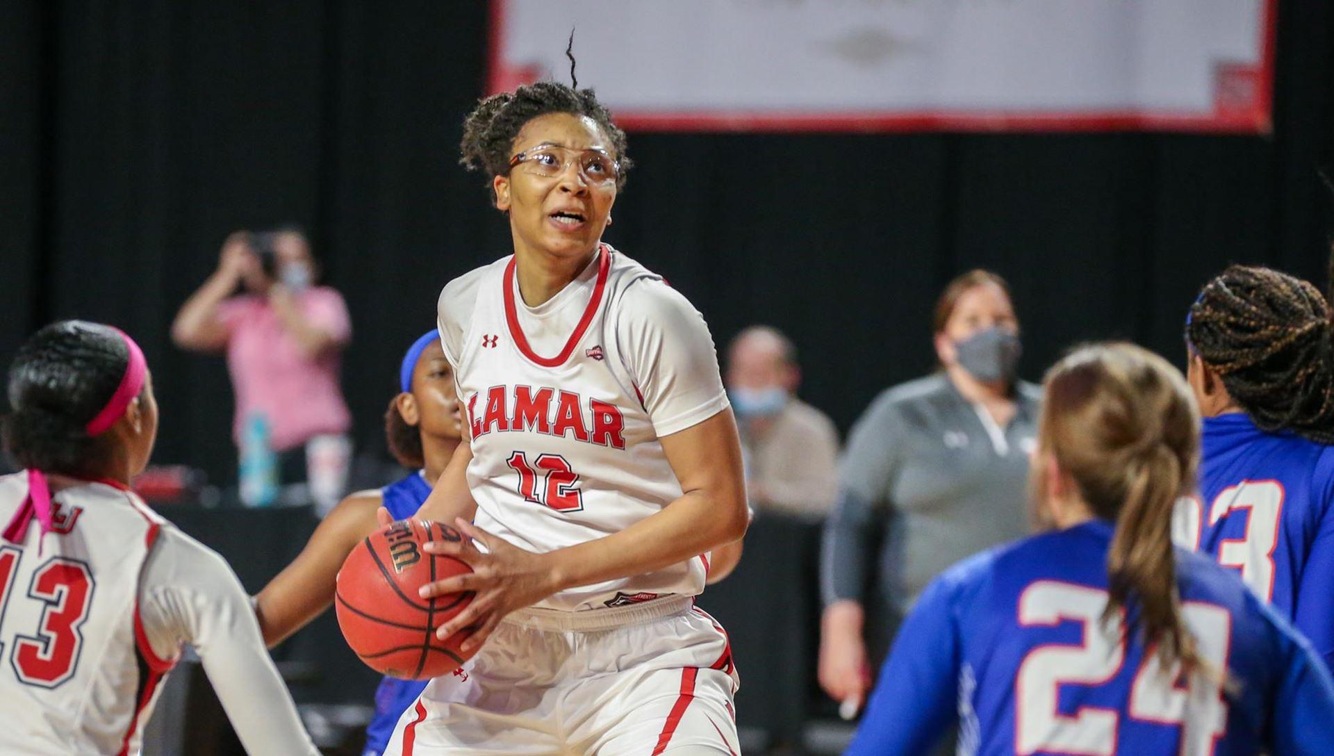 Post play leads Lamar past HBU