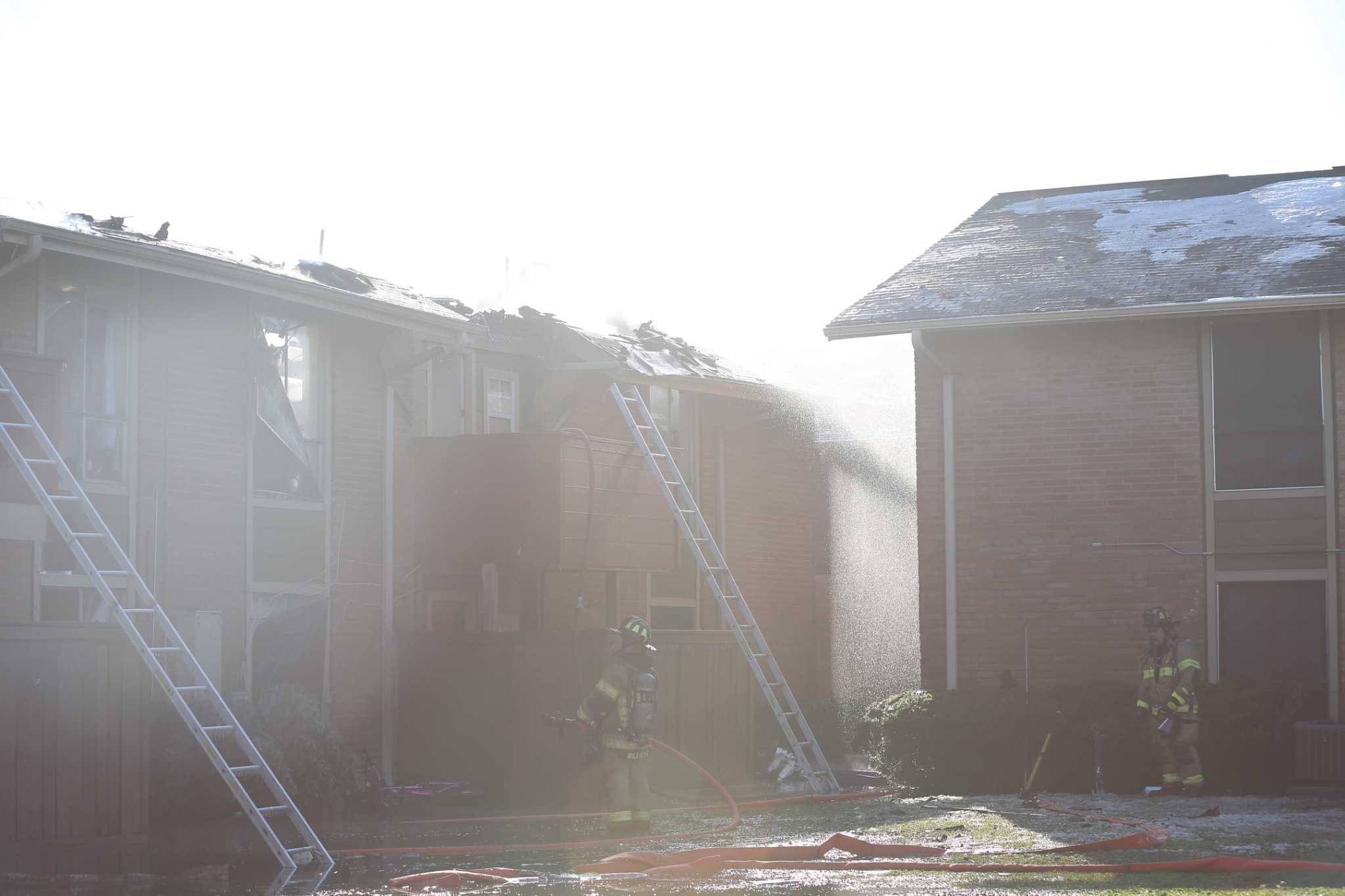 Apartment fires, car crashes keep Houston's first responders busy in ...
