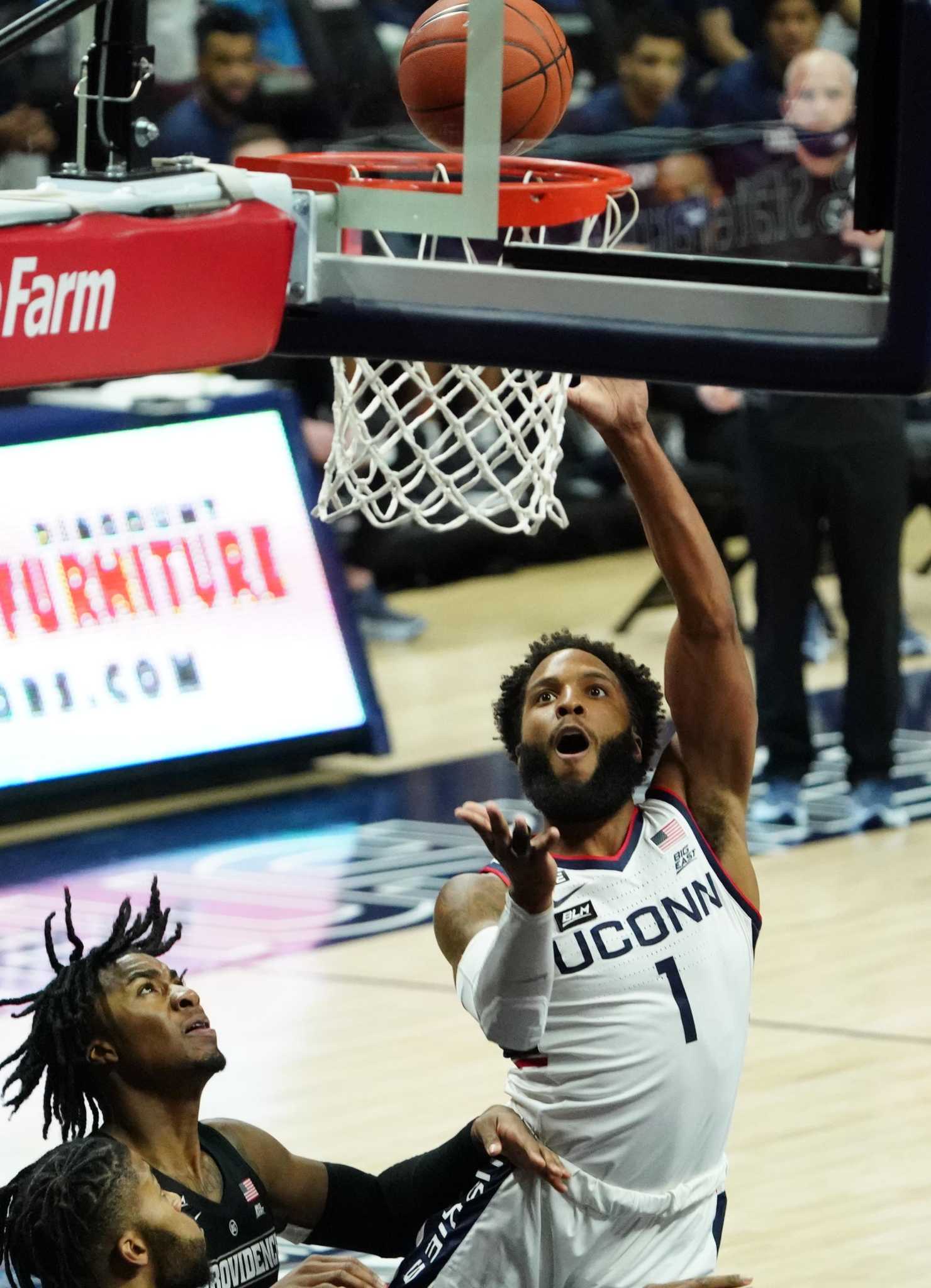 Bouknight’s return sparks UConn to rout of Providence