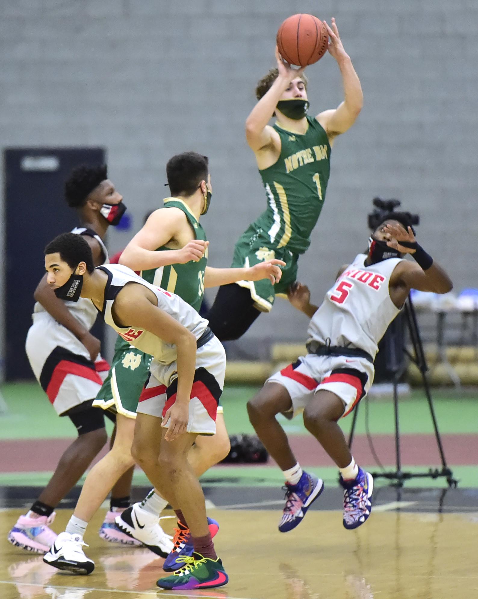 Benjamin Carroll leads No. 6 Notre Dame past No. 4 Wilbur Cross