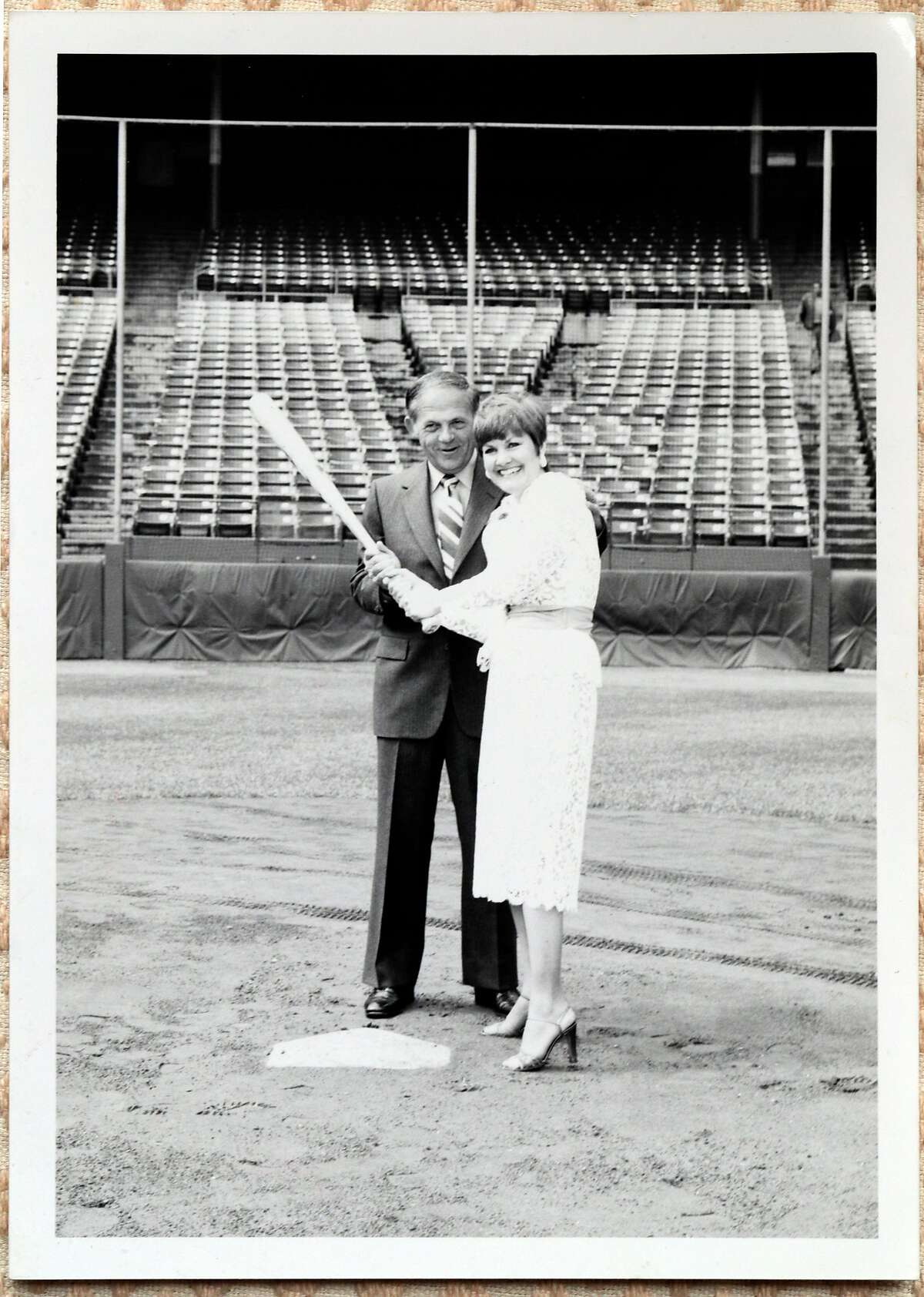 Death threats, bigotry, courage: Behind Giants’ historic hiring of ...