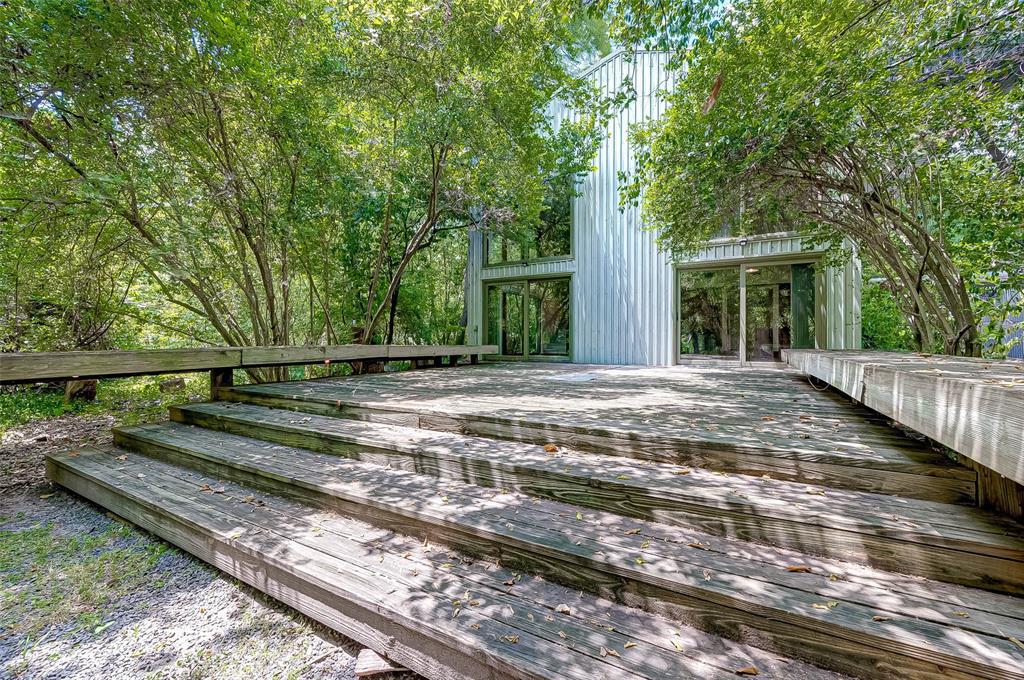 Moonshot composting moves from Downtown to swanky spot in Heights