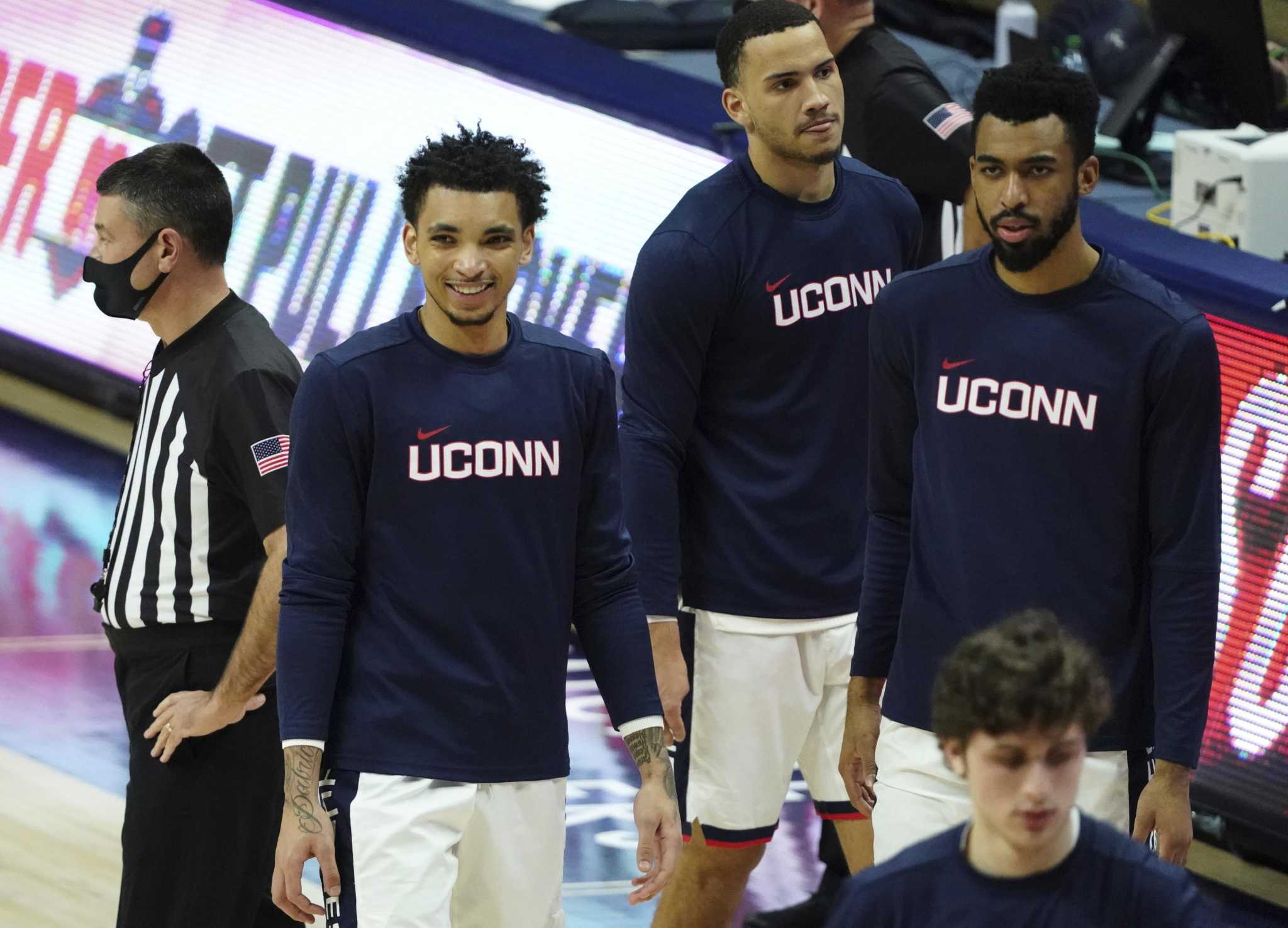 Jeff Jacobs: UConn’s NCAA formula? Oxygen + Offense = Berth