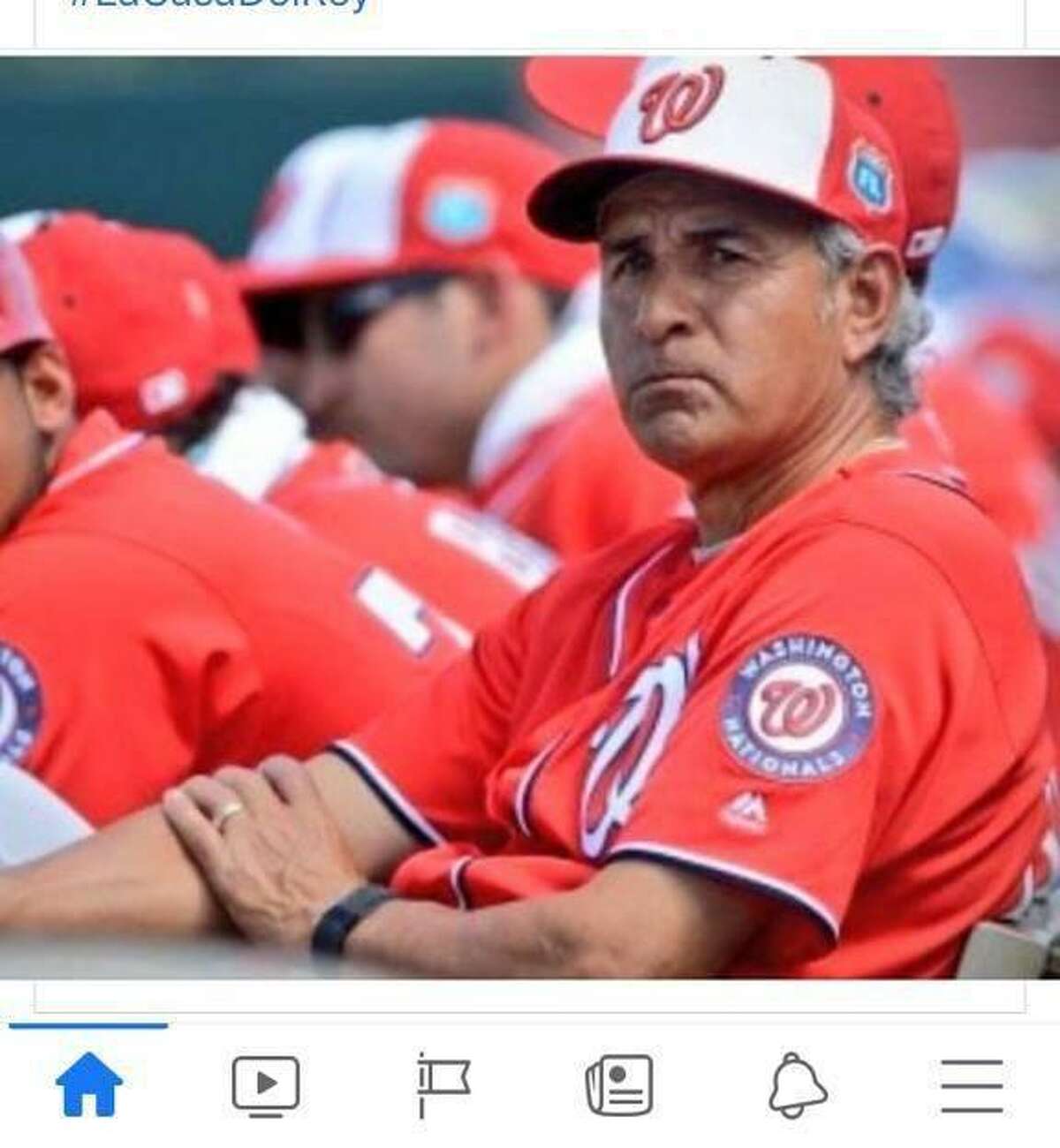 Dan Firova firma con los Astros de Houston