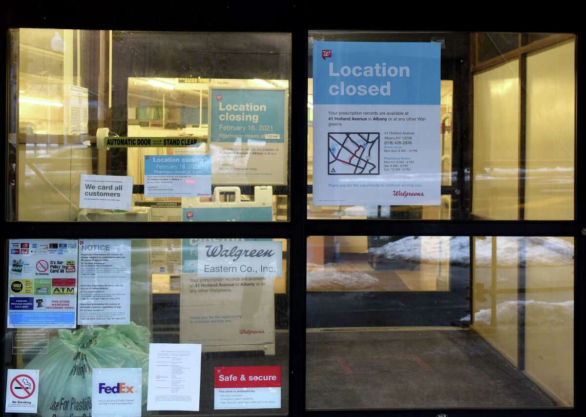 Closings of two Walgreens raise pharmacy desert concerns